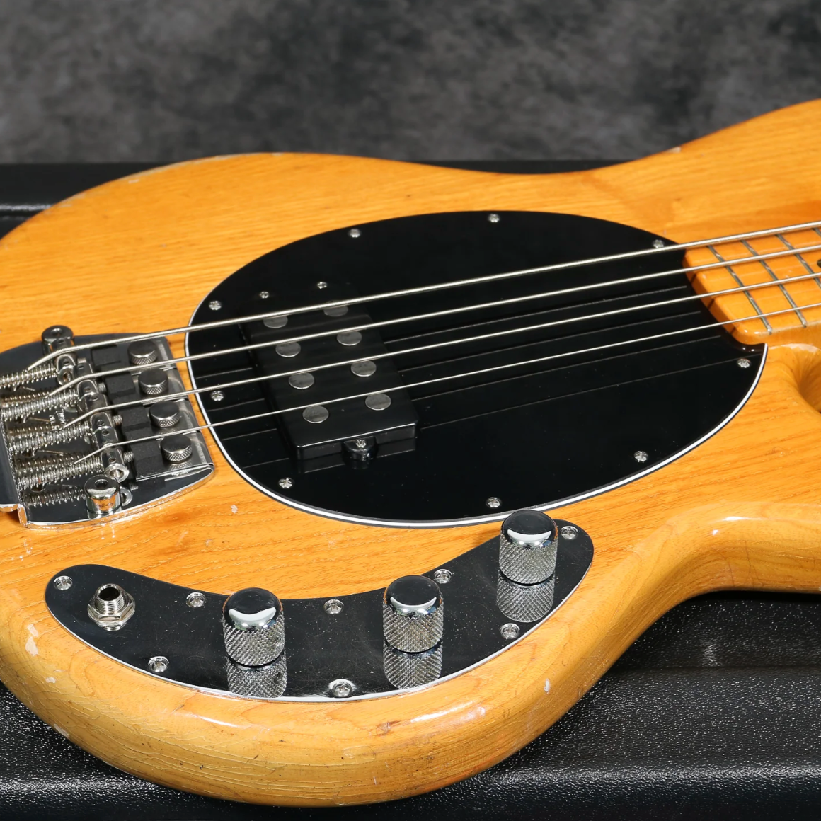 Music Man Basses – Tagged "Stingray" – Andy Baxter Bass & Guitars