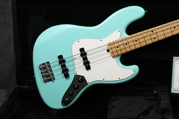 Olinto 4-String J - Surf Green – Andy Baxter Bass & Guitars