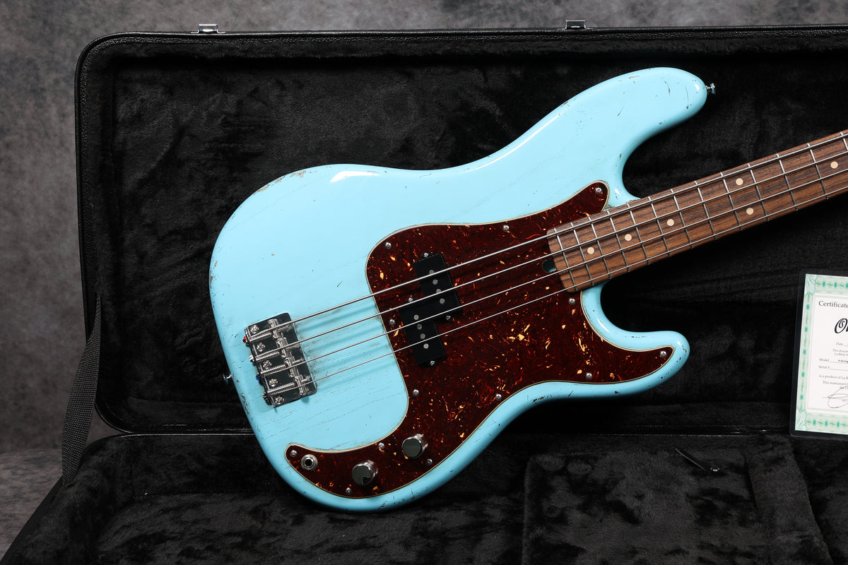 Olinto 4-String P - Daphne Blue Relic – Andy Baxter Bass & Guitars