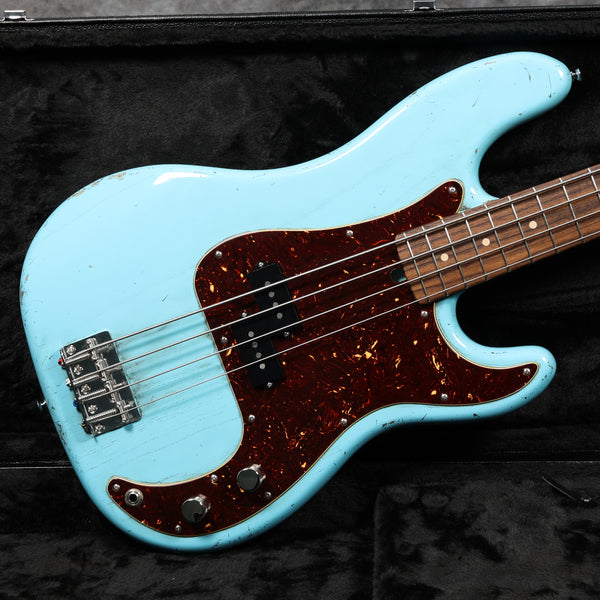 Olinto 4-String P - Daphne Blue Relic – Andy Baxter Bass & Guitars