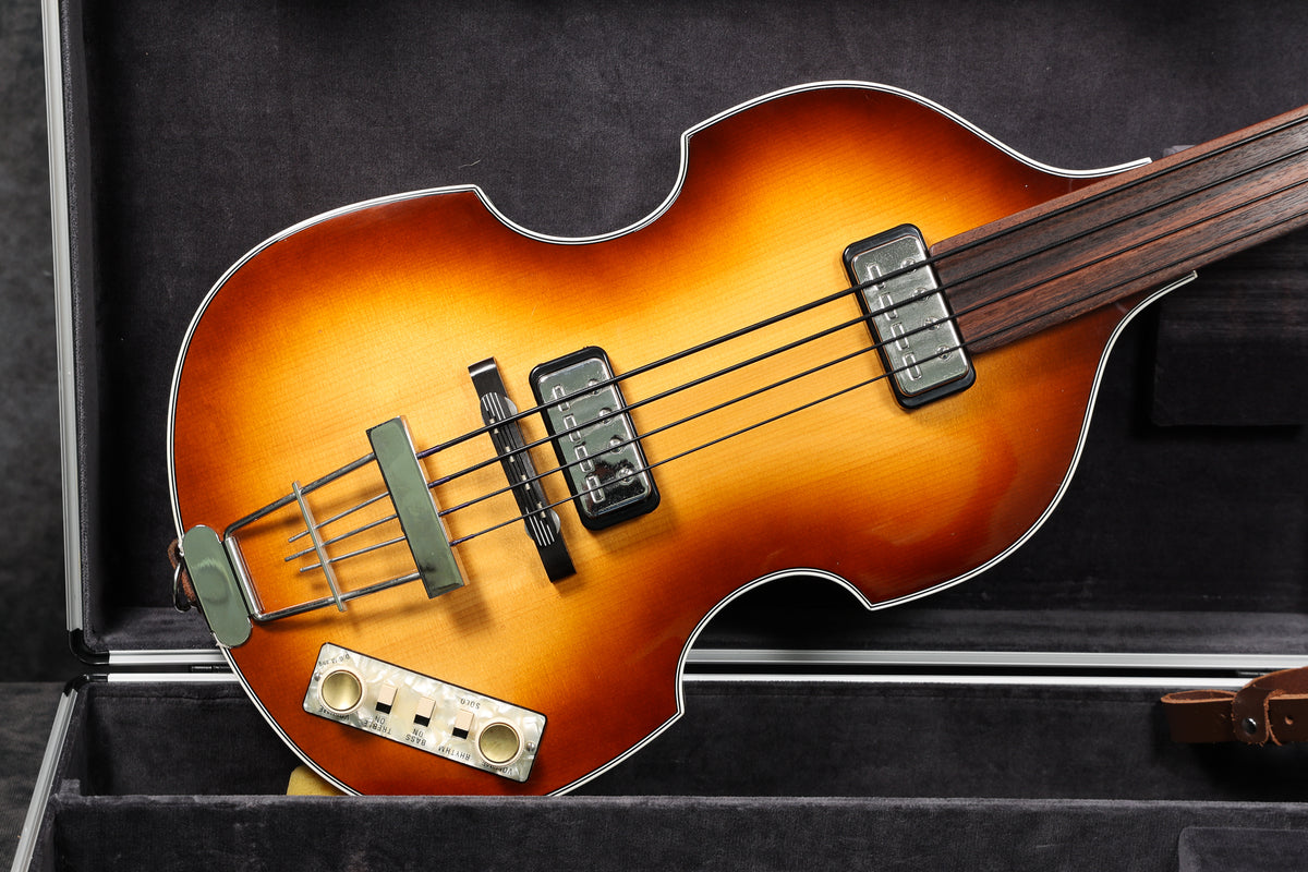 2016 Hofner 500/1 Vintage '62 - Fretless - Sunburst – Andy Baxter Bass ...