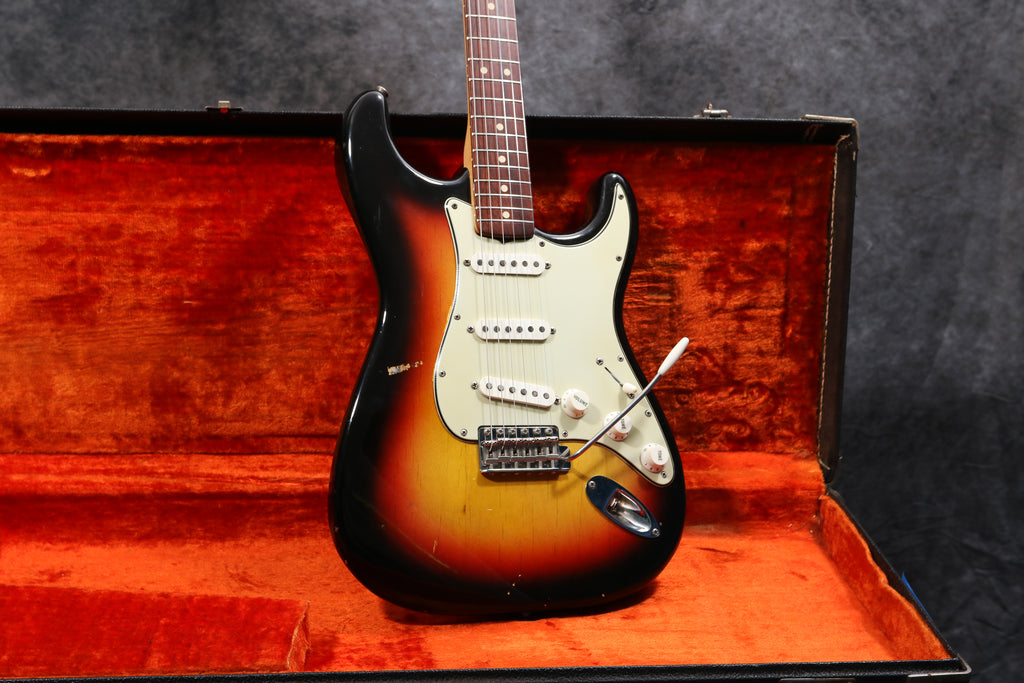 Early 1964 Fender Stratocaster, Sunburst – Andy Baxter Bass & Guitars
