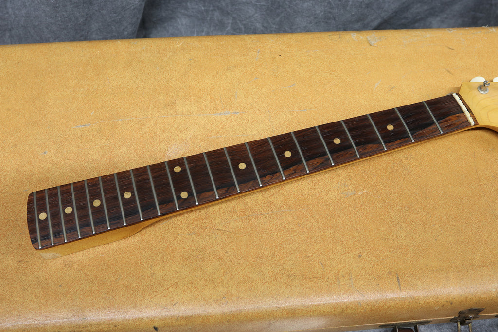 1960 Fender Musicmaster, Desert Sand – Andy Baxter Bass & Guitars