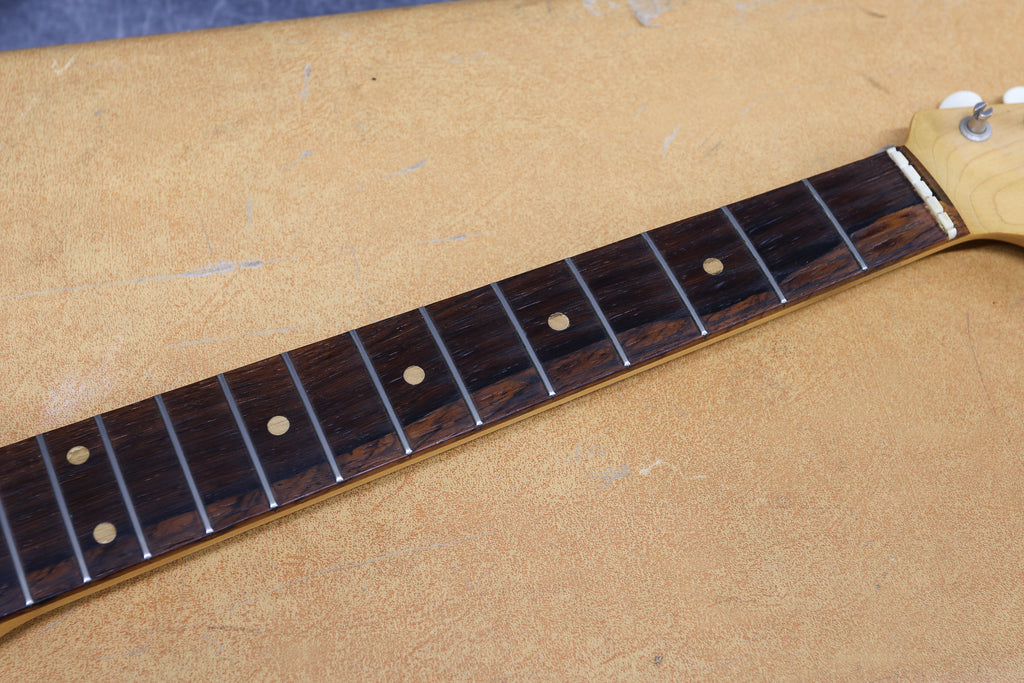 1960 Fender Musicmaster, Desert Sand – Andy Baxter Bass & Guitars