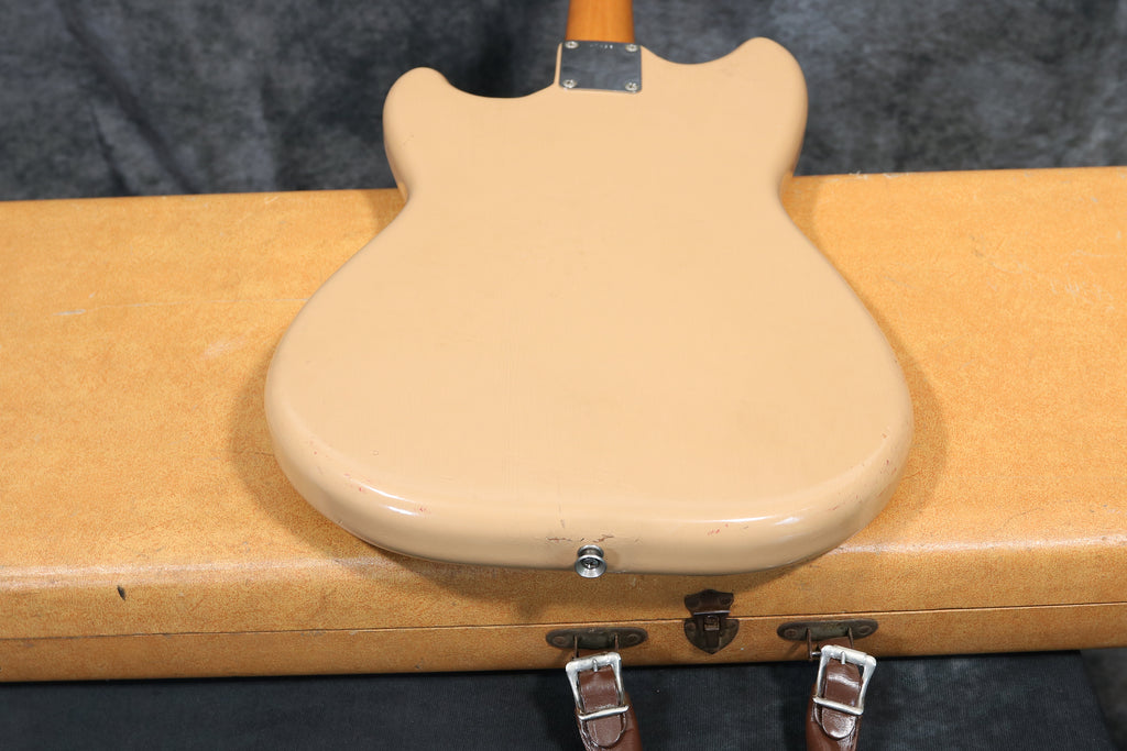 1960 Fender Musicmaster, Desert Sand – Andy Baxter Bass & Guitars