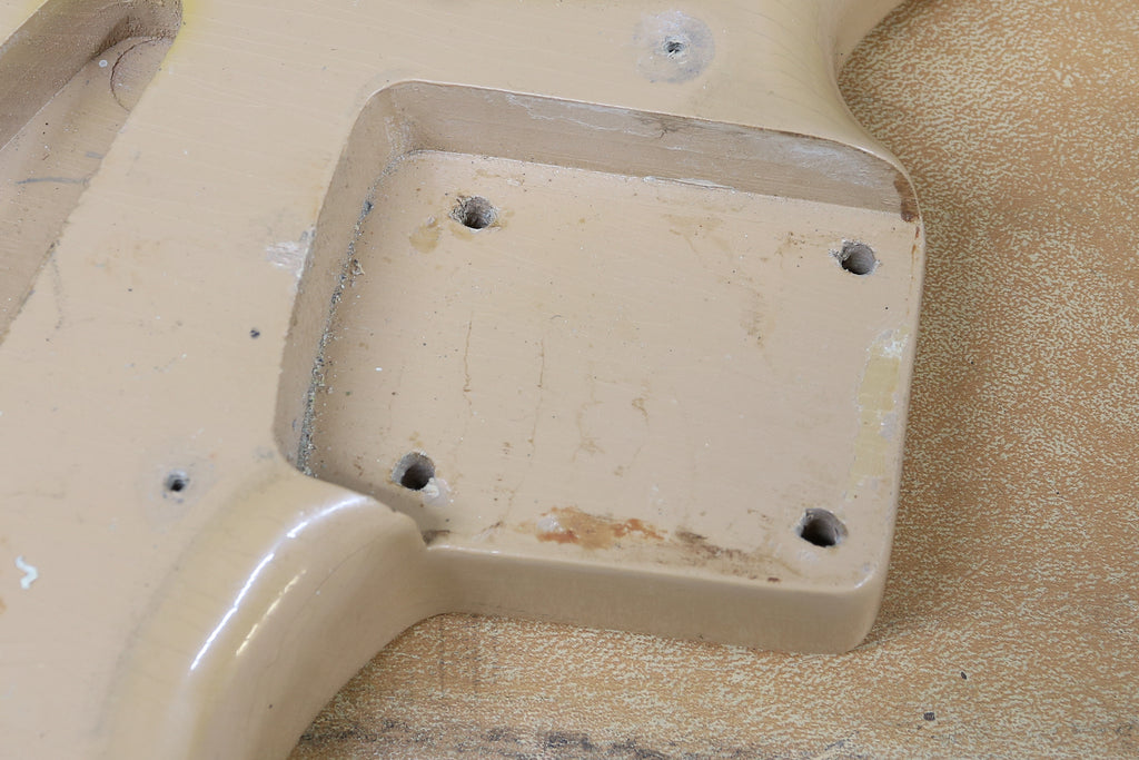 1961 Fender Duo-Sonic, Desert Sand – Andy Baxter Bass & Guitars