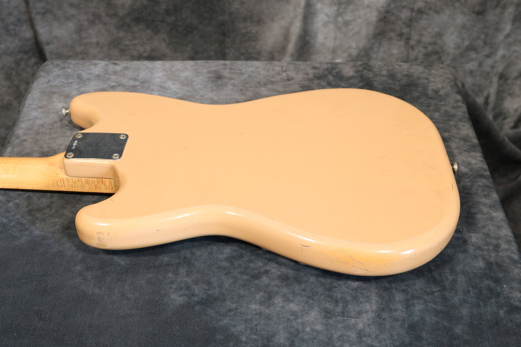 1961 Fender Duo-Sonic, Desert Sand – Andy Baxter Bass & Guitars