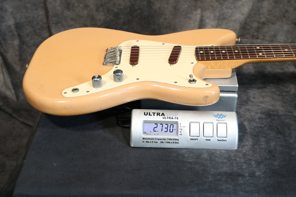 1961 Fender Duo-Sonic, Desert Sand – Andy Baxter Bass & Guitars