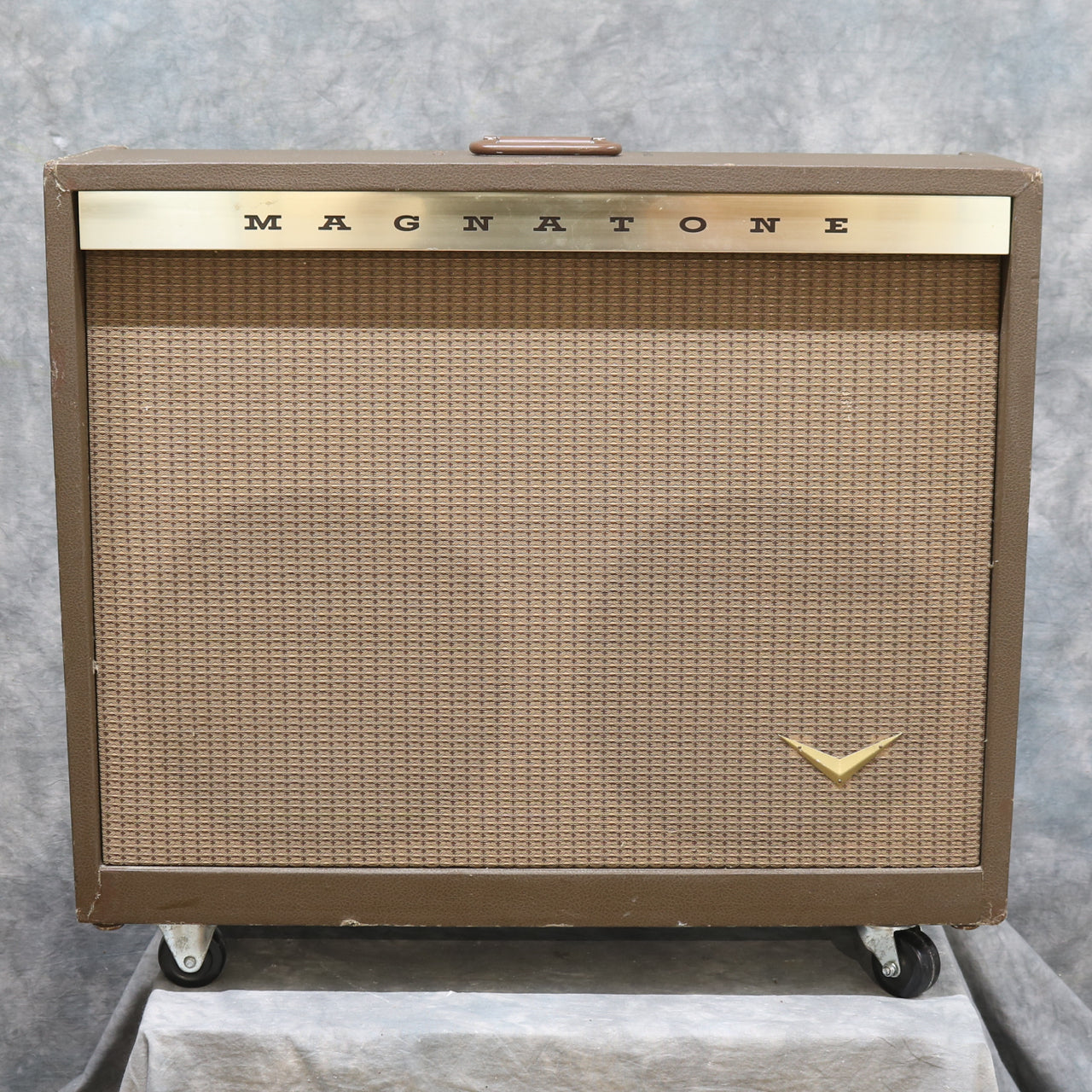 1961 Magnatone Custom 260 – Andy Baxter Bass & Guitars