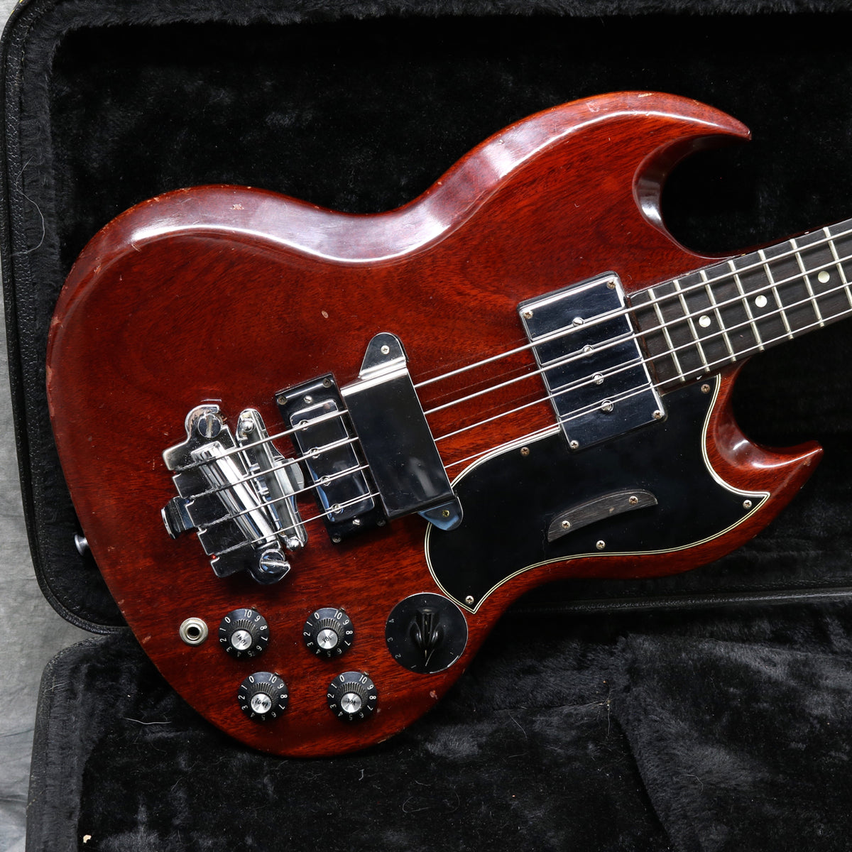 1967 Gibson EB3, Cherry – Andy Baxter Bass & Guitars