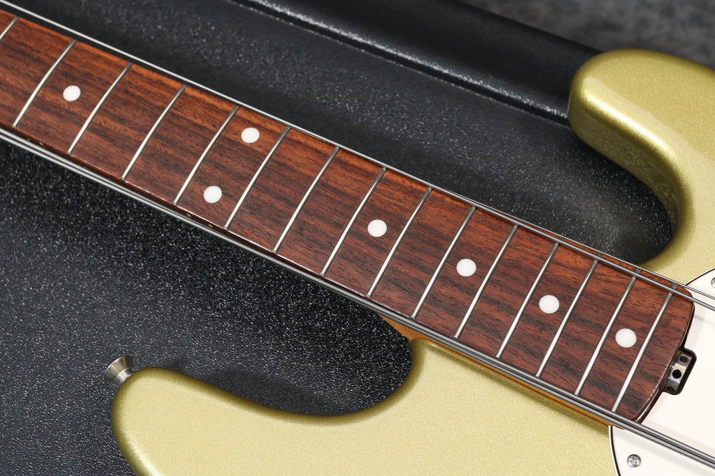 2011 Music Man Classic Stingray 4, Eldorado Gold – Andy Baxter Bass ...