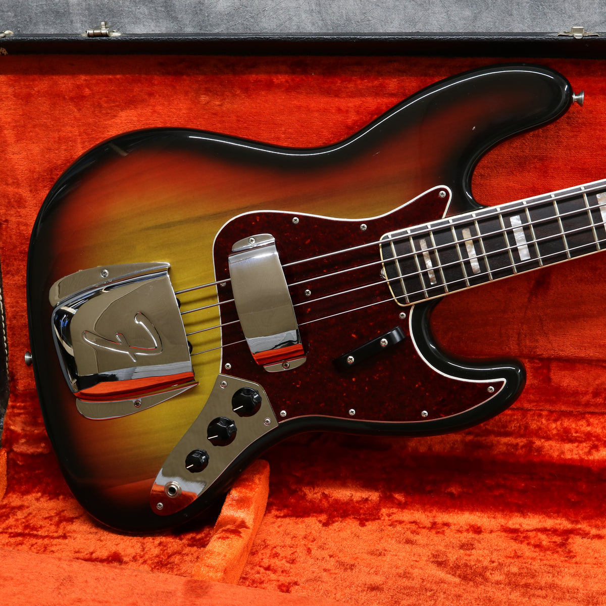 1969 Fender Jazz Bass, Sunburst – Andy Baxter Bass & Guitars